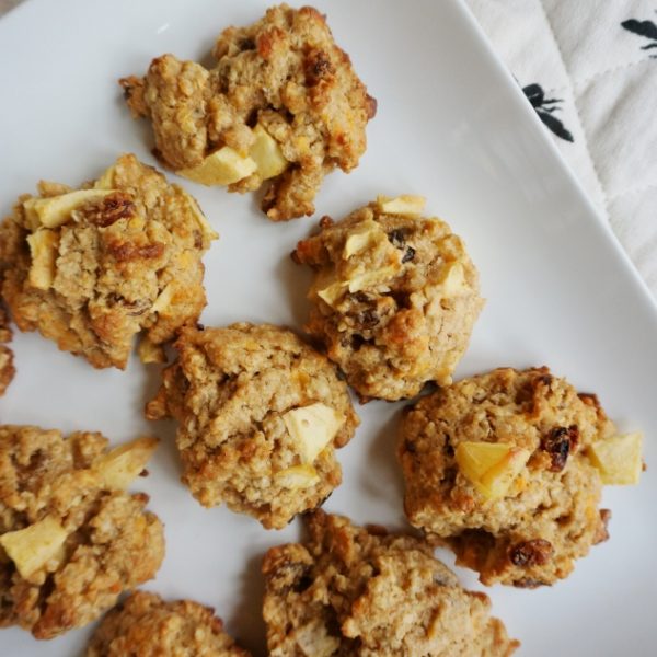 My Kind Of Eats: Cheddar + Apple Oatmeal Raisin Cookies - my kind of sweet