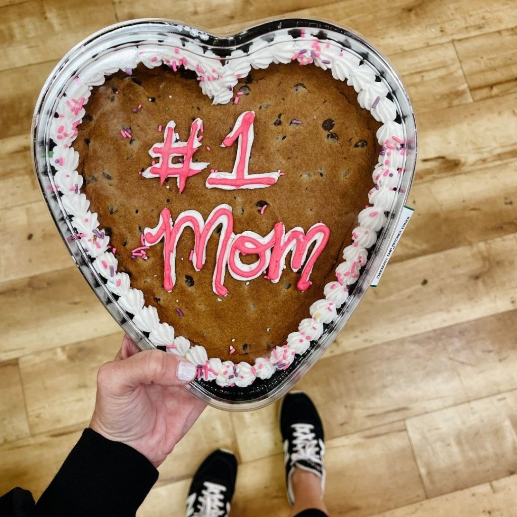 Blooms + Ripped Knees - my kind of sweet